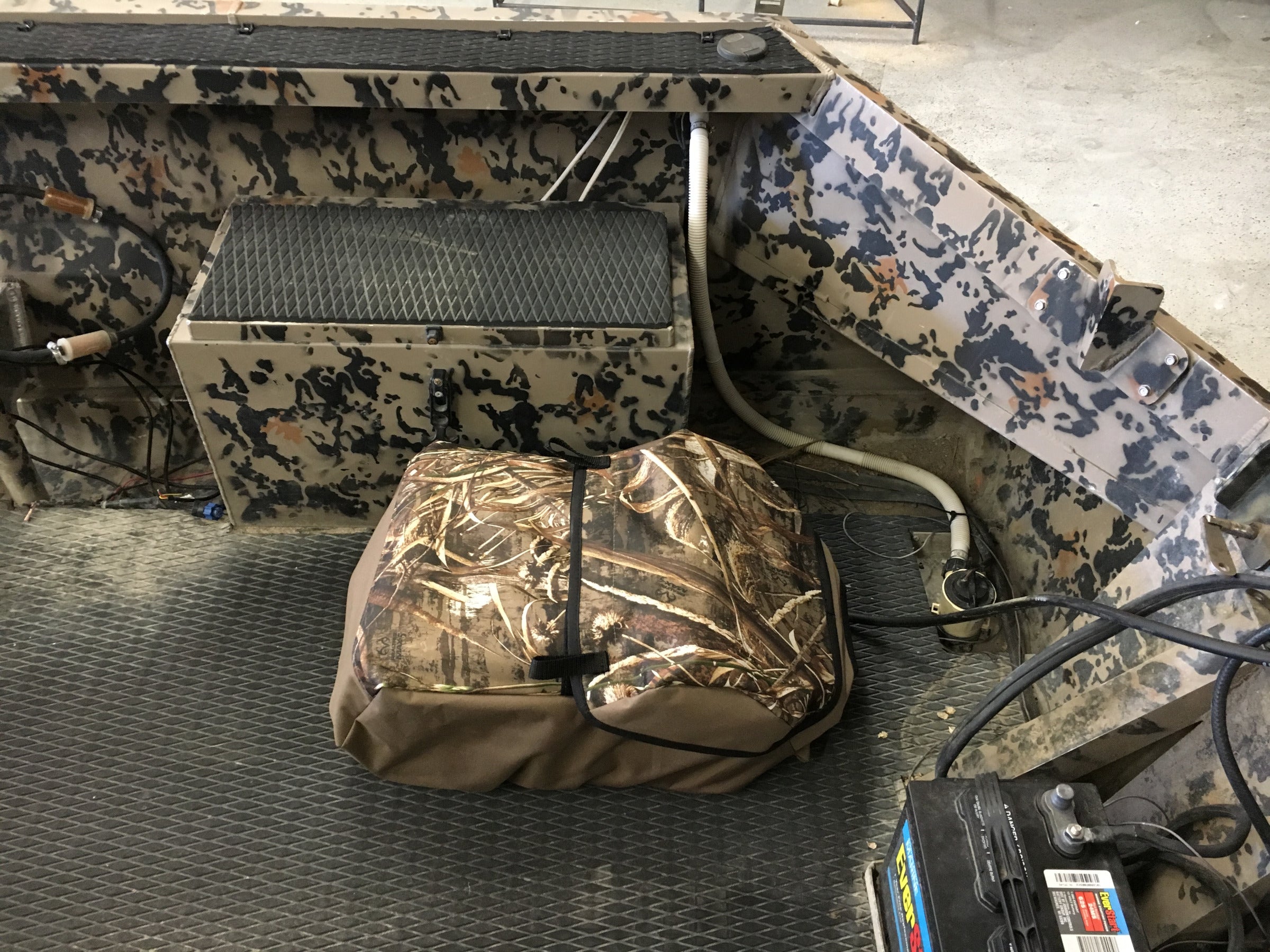 Fuel Tank Cover ***BACKORDERED UNTIL THE END JUNE TO EARLY JULY 2026**